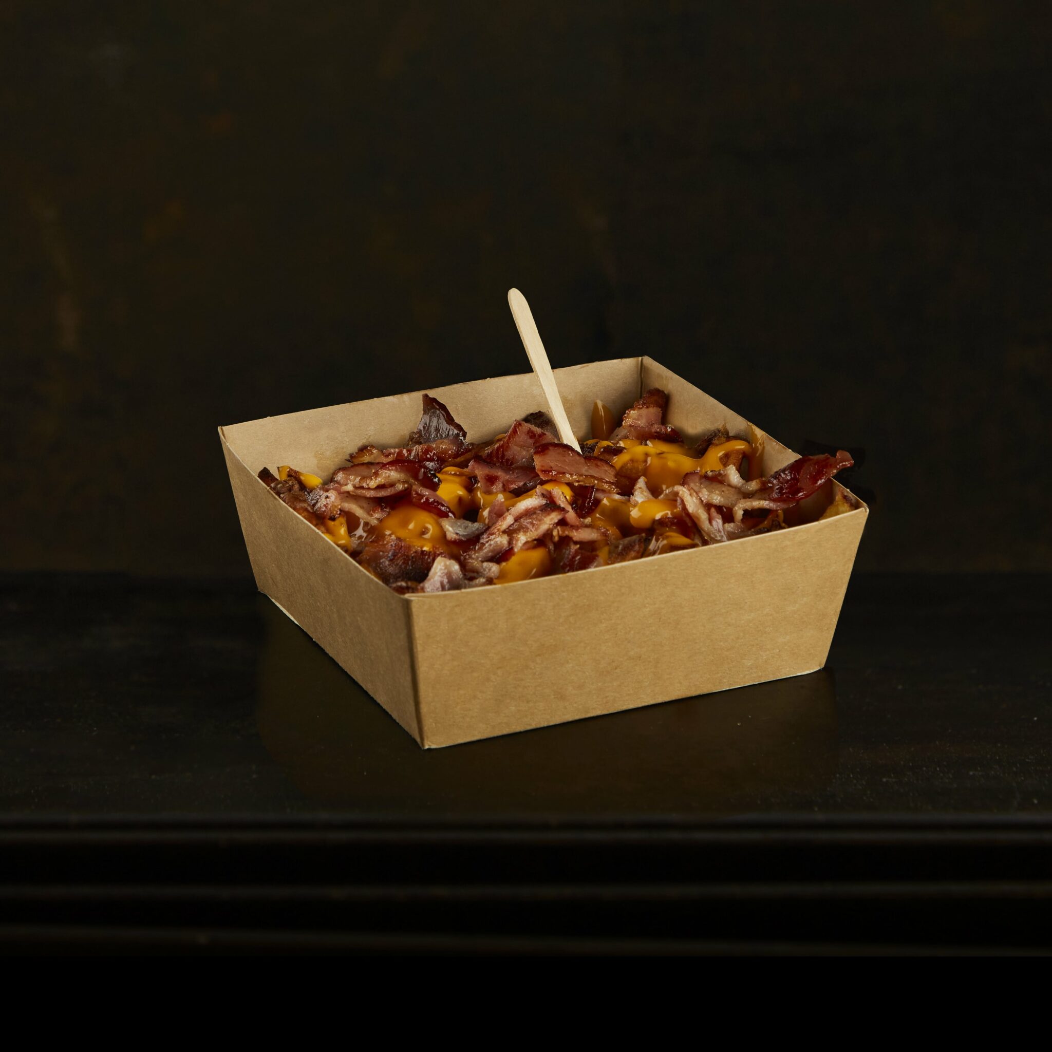 Frites maison avec sauce à base de cheddar et bacon - 231 East street